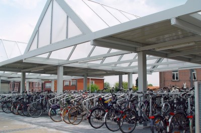 Spacious bicycle shelter Nijlen train station Belgian Rail